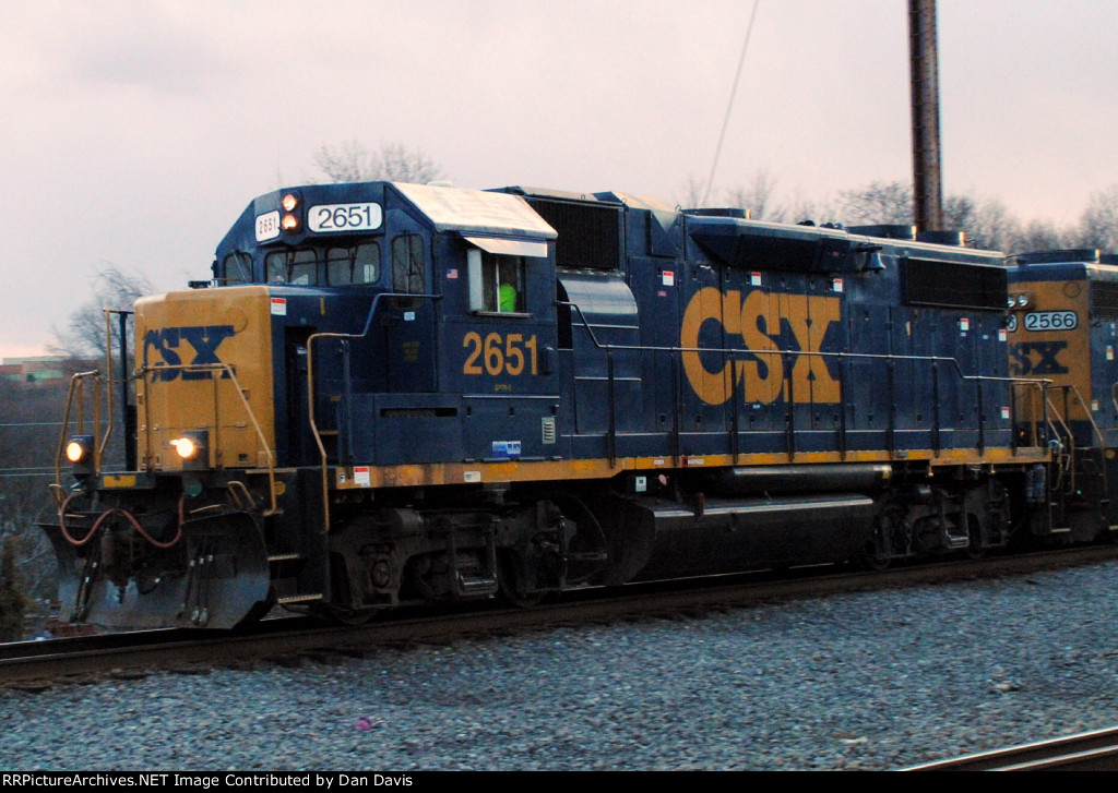 CSX GP38-2 2651 leads C770-2